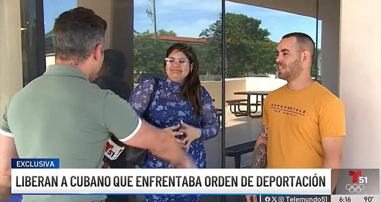 Liberan a cubano con I-220B en Estados Unidos amenazado con deportación