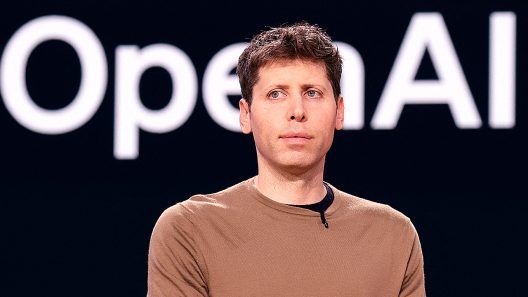 Florida demanda a OpenAI y a Sam Altman por riesgos atribuidos a ChatGPT